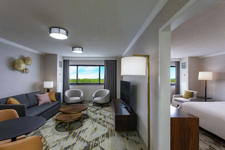 Sheraton Edison Edison | Bookonline.com