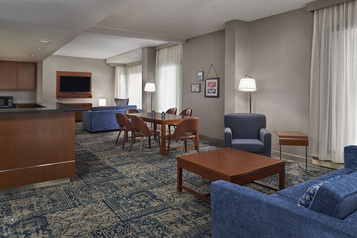 Four Points by Sheraton Gatineau Ottawa Gatineau | Bookonline.com