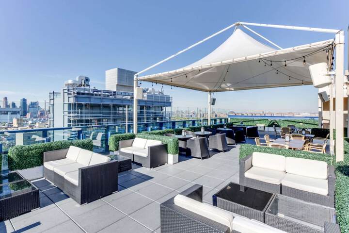 Vista LIC Hotel BW Premier Collection Long Island City | Bookonline.com