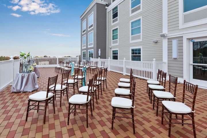 Hampton Inn Cape Cod Canal Buzzards Bay | Bookonline.com