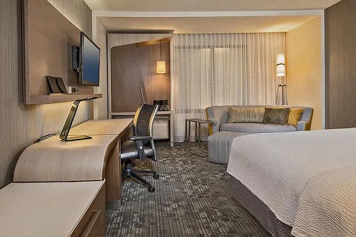 Courtyard by Marriott Lubbock Downtown / University Area Lubbock ...