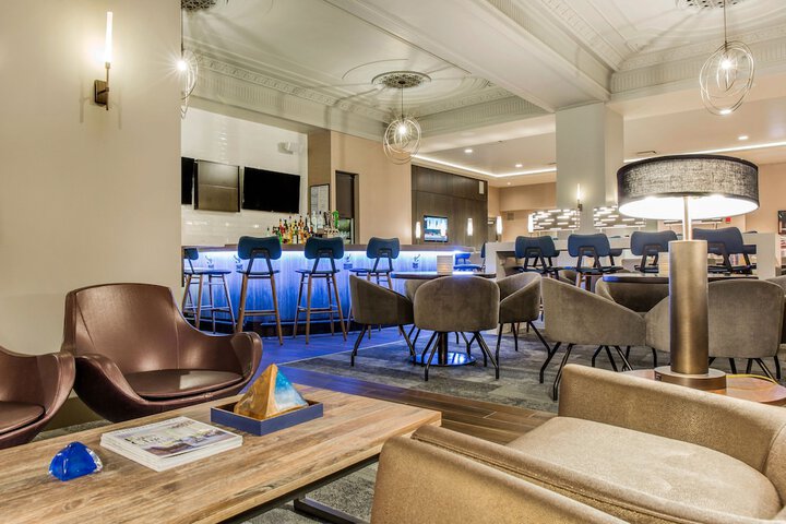 Cambria Hotel Chicago Loop Theatre District Chicago | Bookonline.com