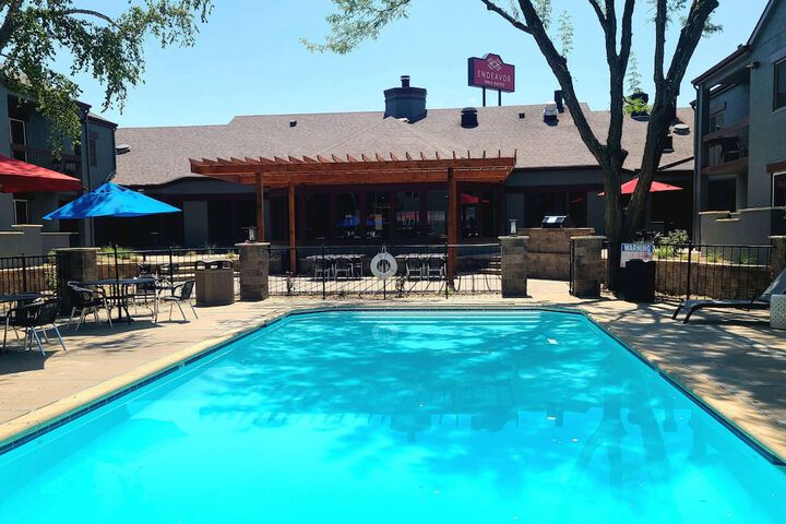 Endeavor Inn & Suites Trademark Collection by Wyndham Topeka ...