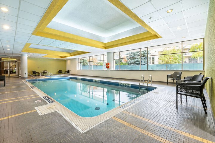 Allure Hotel & Conference Centre, Ascend Hotel Collection Barrie ...