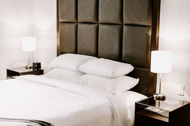 Joinery Hotel Pittsburgh Curio Collection by Hilton Pittsburgh ...