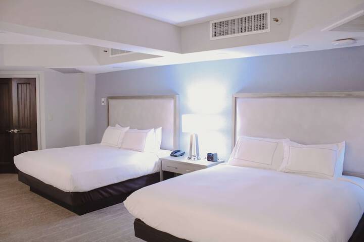 DoubleTree by Hilton Phoenix Mesa Mesa | Bookonline.com