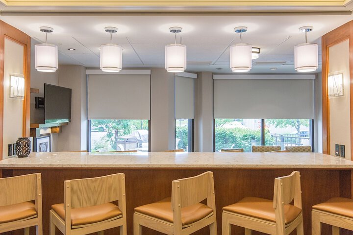 Hampton Inn Lancaster Lancaster | Bookonline.com