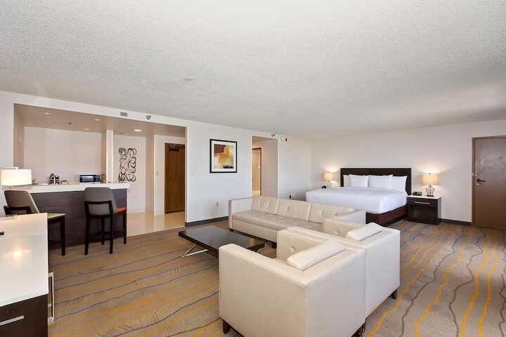 Doubletree by Hilton Whittier Los Angeles Whittier | Bookonline.com