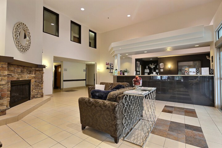 Super 8 by Wyndham Quebec City Québec City | Bookonline.com