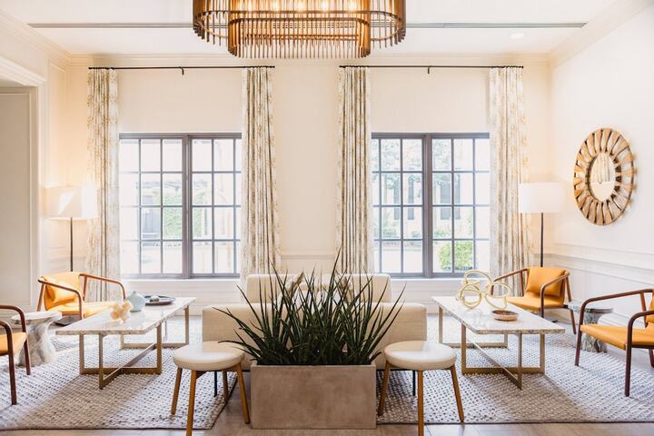 The Lindy Renaissance Charleston Hotel Charleston | Bookonline.com