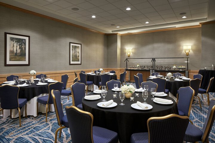 Westfields Marriott Washington Dulles Chantilly | Bookonline.com