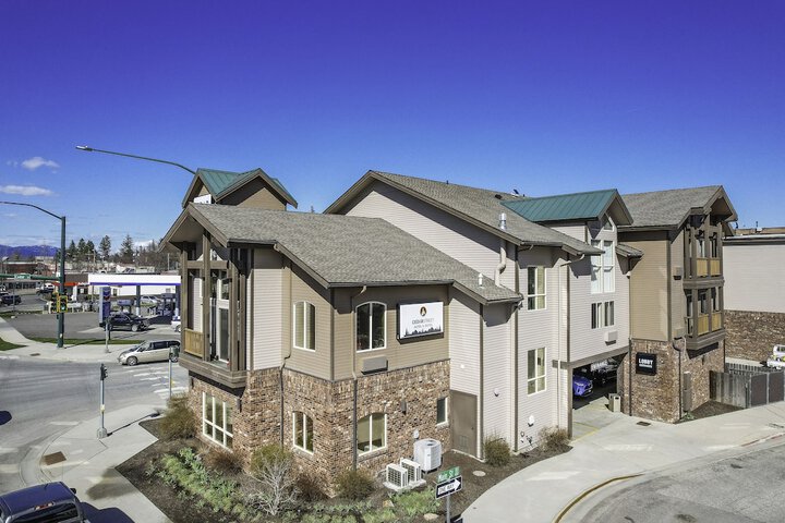 Cedar Street Hotel and Suites Sandpoint | Bookonline.com