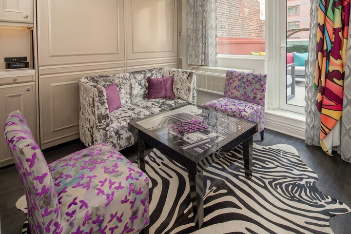 Staypineapple, An Artful Hotel, Midtown New York | Bookonline.com