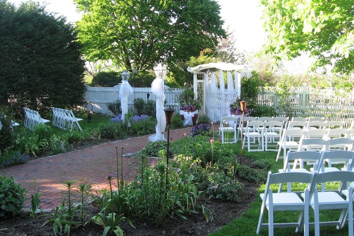 The Danl Webster Inn&Spa Sandwich | Bookonline.com