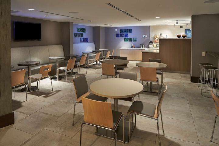 Hilton Raleigh North Hills Raleigh | Bookonline.com