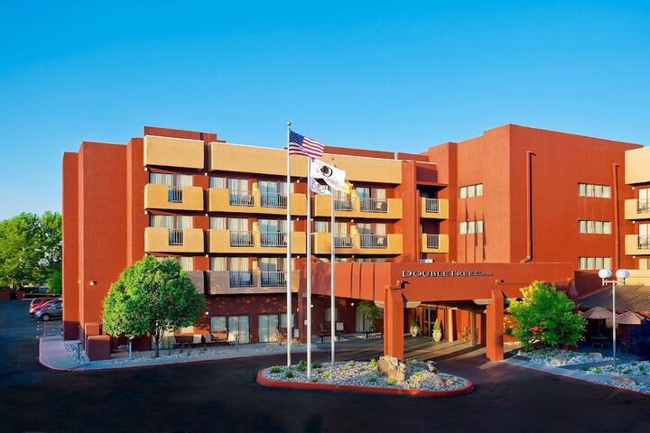 DoubleTree by Hilton Hotel Santa Fe Santa Fe | Bookonline.com