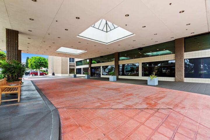 Doubletree by Hilton Whittier Los Angeles Whittier | Bookonline.com