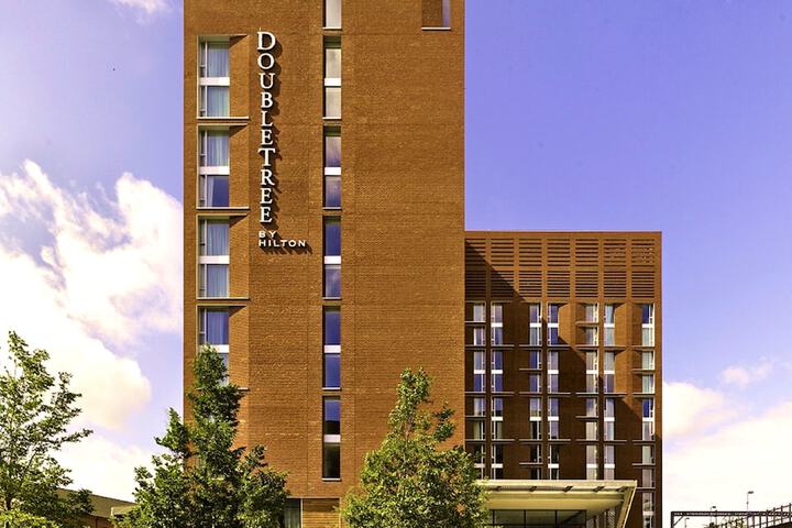DoubleTree by Hilton Hotel Leeds City Centre Leeds | Bookonline.com