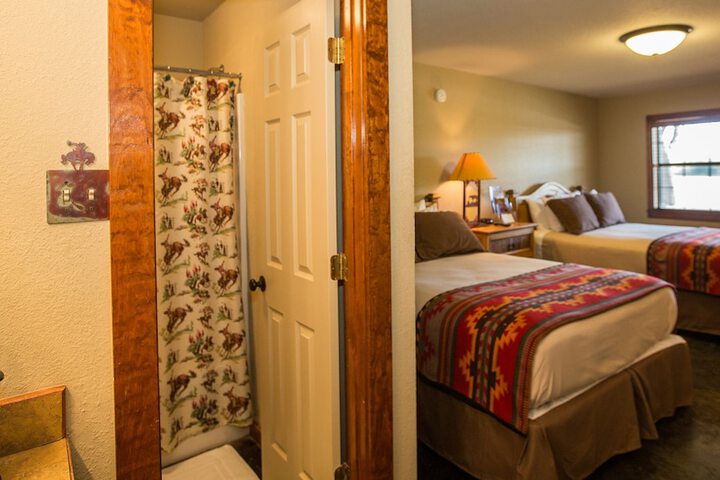 NRS Guest Ranch Decatur | Bookonline.com