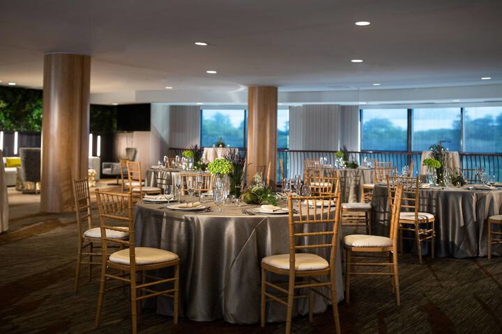 Renaissance Raleigh North Hills Hotel Raleigh | Bookonline.com