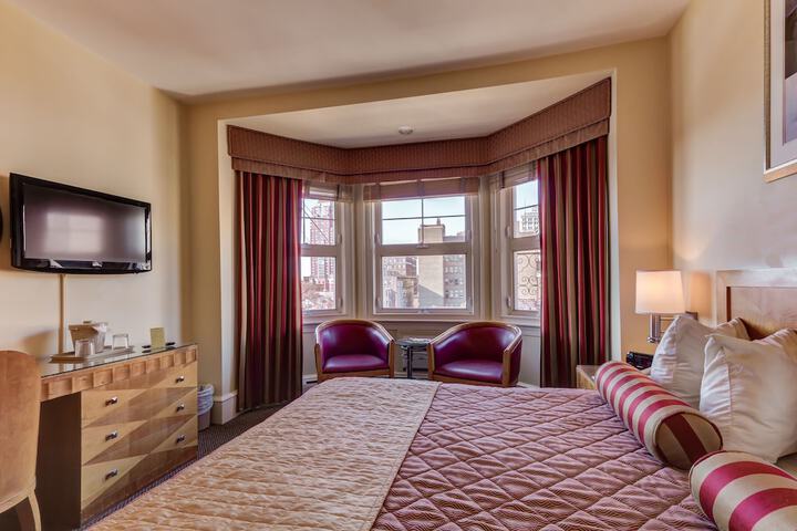 Alexander Inn Philadelphia | Bookonline.com