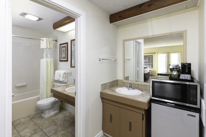 River Terrace Resort & Convention Center Gatlinburg | Bookonline.com