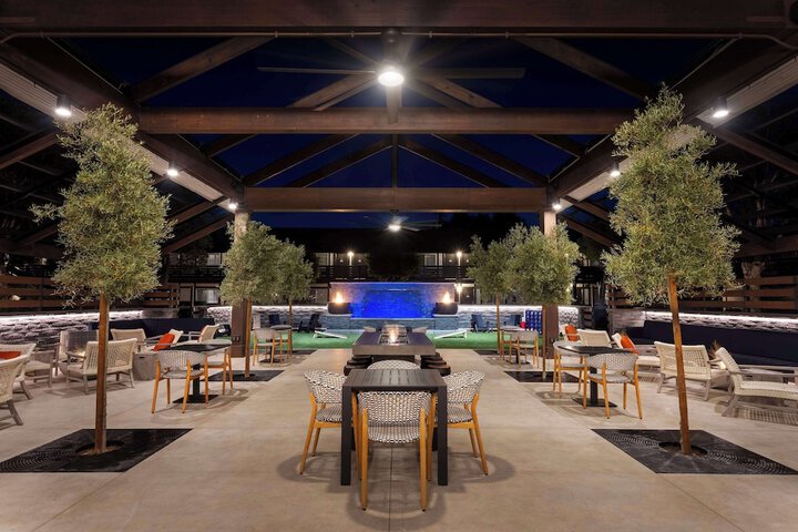 The Hadsten Solvang Tapestry Collection by Hilton Solvang | Bookonline.com