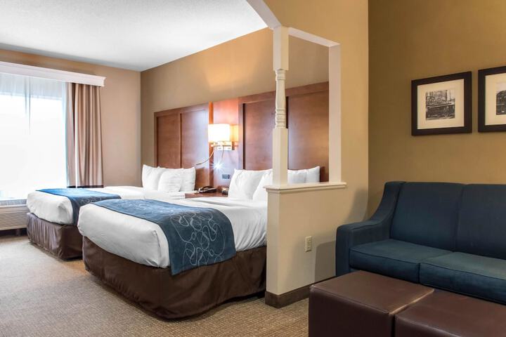Comfort Suites Scranton near Montage Mountain Moosic | Bookonline.com