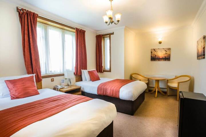 Stanton House Hotel Swindon | Bookonline.com