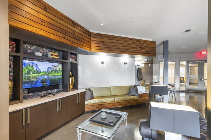 Placemakr Music Row Nashville | Bookonline.com