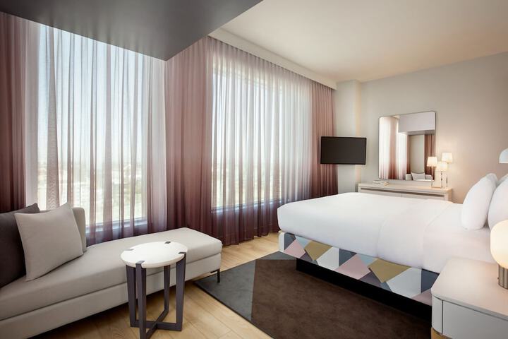 The Viv Hotel Anaheim, a Tribute Portfolio Hotel Anaheim | Bookonline.com
