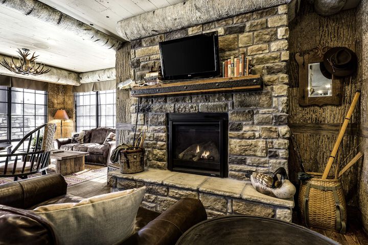 Bass Pro Shops Anglers Lodge Springfield | Bookonline.com