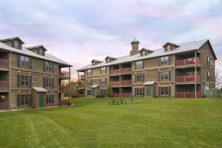 Holiday Inn Club Vacations Fox River Resort at Sheridan an IHG Hotel ...