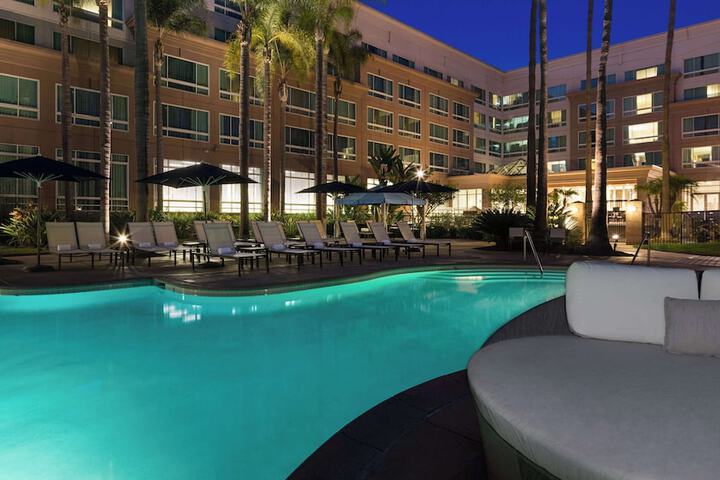 DoubleTree by Hilton San Diego Del Mar San Diego | Bookonline.com