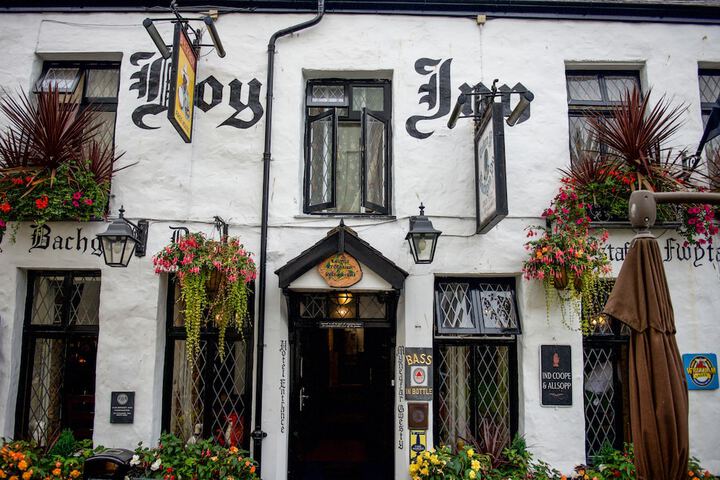 Black Boy Inn Caernarfon | Bookonline.com