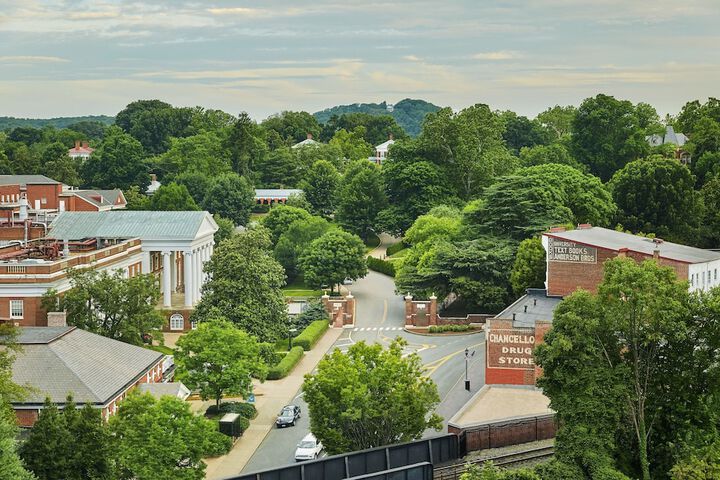 Graduate Charlottesville Charlottesville | Bookonline.com