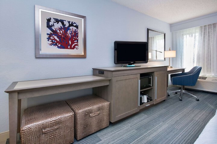 Hampton Inn Naples I 75 Naples | Bookonline.com