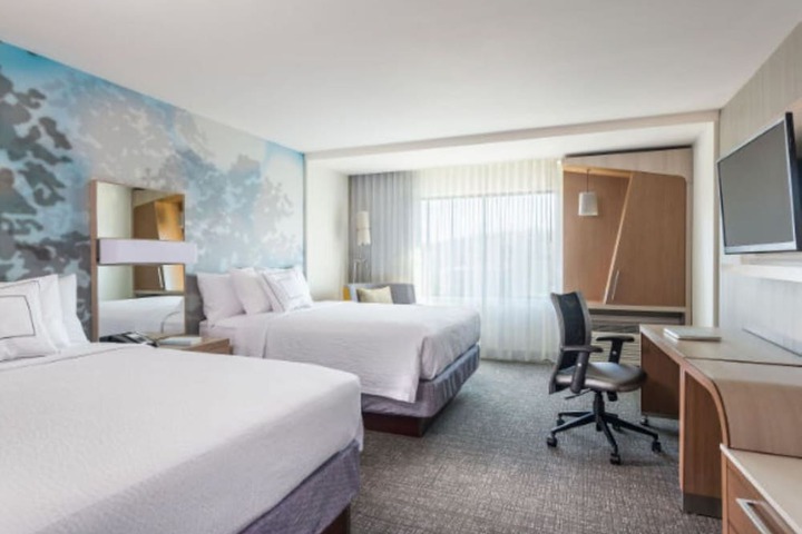 Courtyard by Marriott Wayne Fairfield Wayne | Bookonline.com