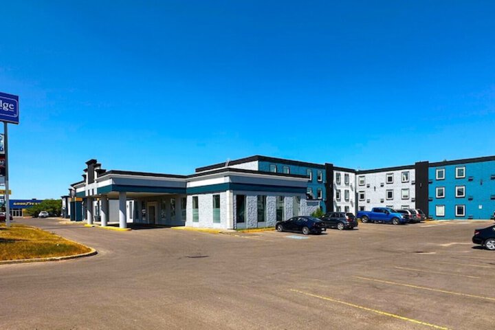 Travelodge by Wyndham Regina Regina | Bookonline.com