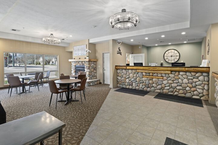 Cedar Street Hotel&Suites Sandpoint | Bookonline.com