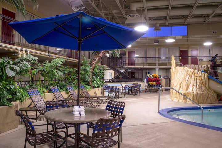 Holiday Inn Fargo an IHG Hotel Fargo | Bookonline.com