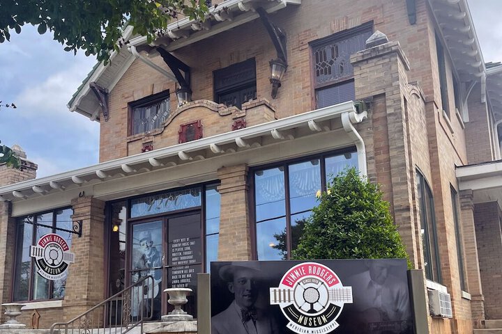 Threefoot Hotel Meridian, a Tribute Portfolio Hotel Meridian ...