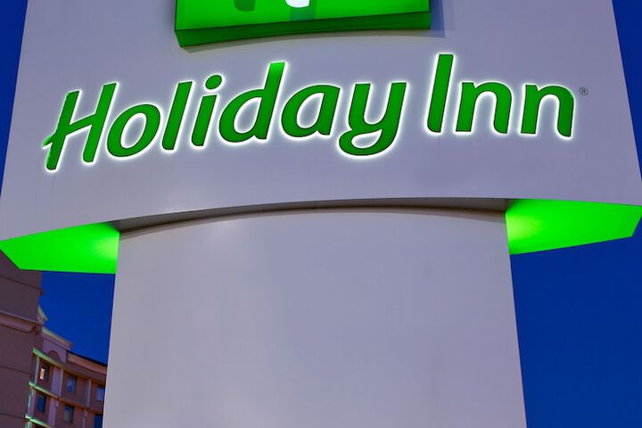 Holiday Inn Dallas Market Center an IHG Hotel Dallas | Bookonline.com