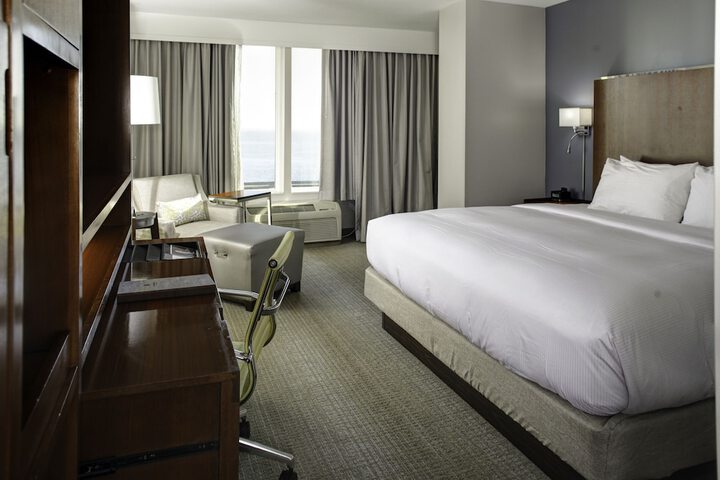 DoubleTree by Hilton Hotel Biloxi Biloxi | Bookonline.com