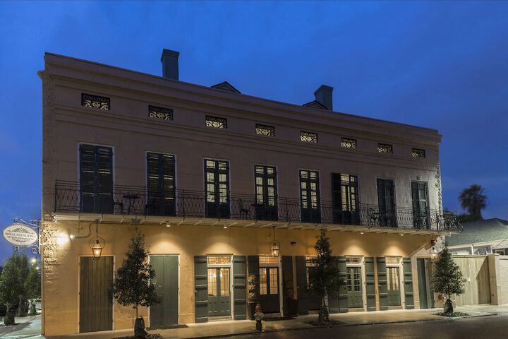 Royal Frenchmen Hotel&Bar New Orleans | Bookonline.com