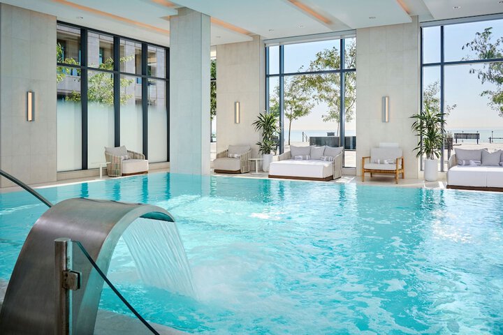 The Pearle Hotel & Spa Autograph Collection Burlington | Bookonline.com