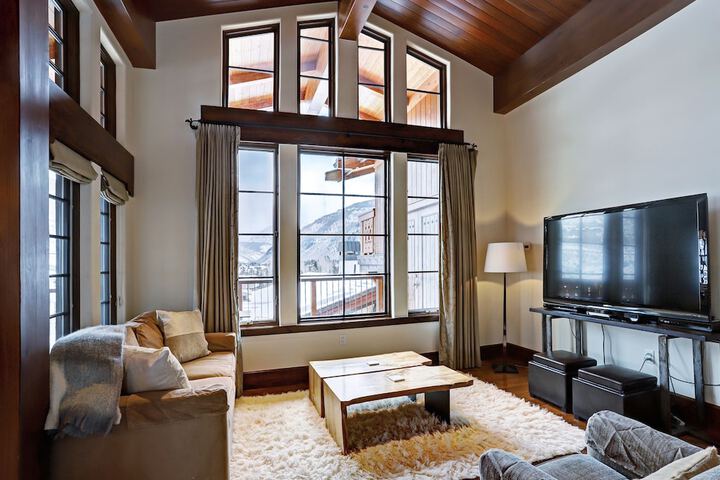 The Lodge at Vail, A RockResort Vail | Bookonline.com