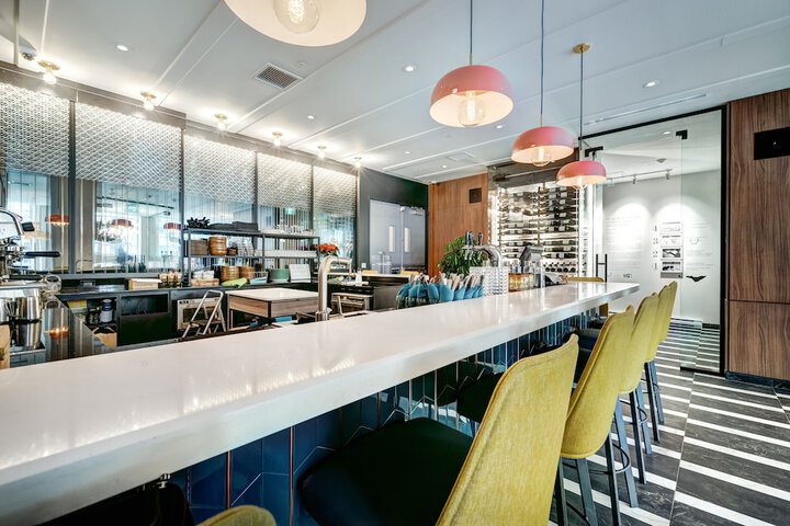 Hotel Uville Montreal Montreal | Bookonline.com