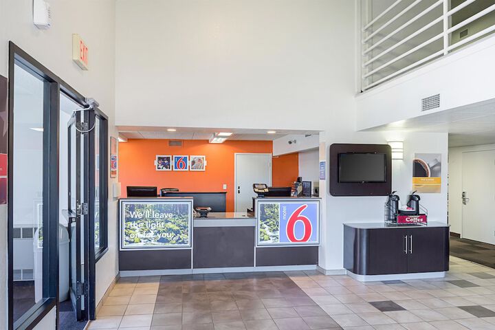 Motel 6 Spokane WA East Spokane Valley | Bookonline.com