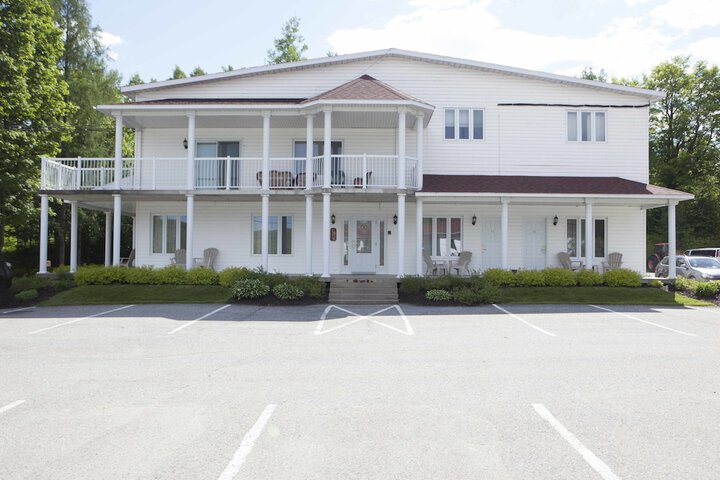 Manoir du Lac William St-Ferdinand | Bookonline.com